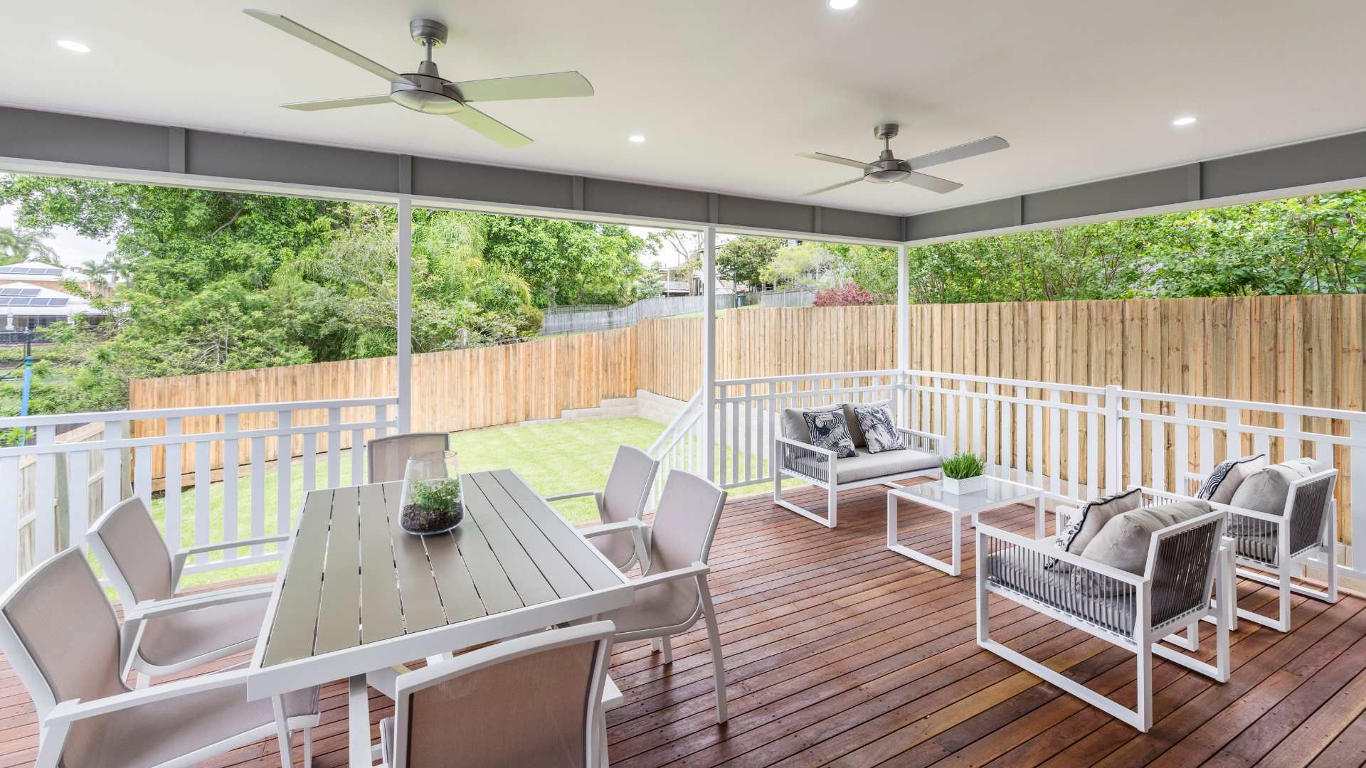 The durability of spotted gum decking explained | Bowens